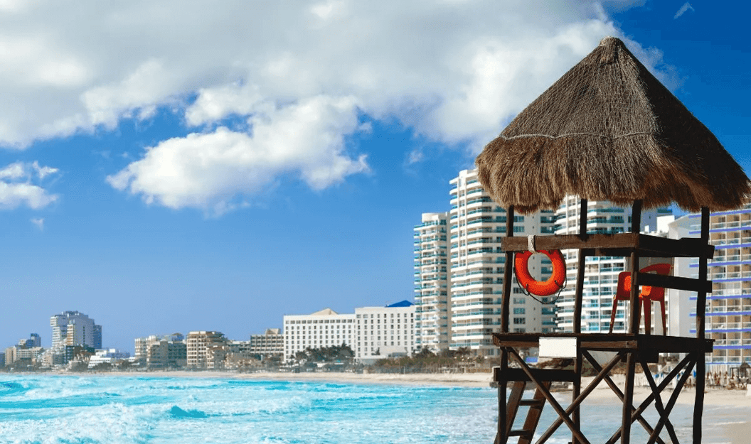 What is the best way to get around Cancun: bus, taxi, public transportation